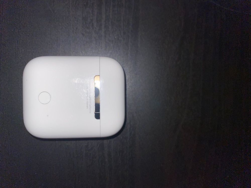 Rechter AirPod Gen. 2 inkl. Ladestation | Kaufen auf Ricardo