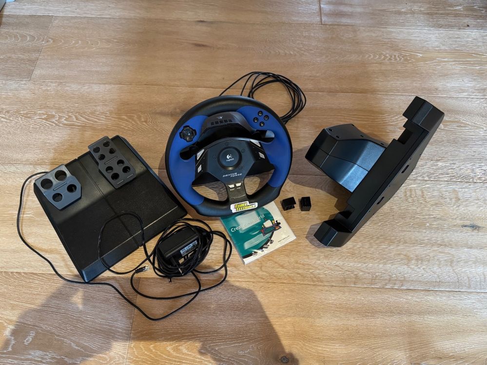 Volant Logitech Driving Force USB- PS2 | Kaufen auf Ricardo