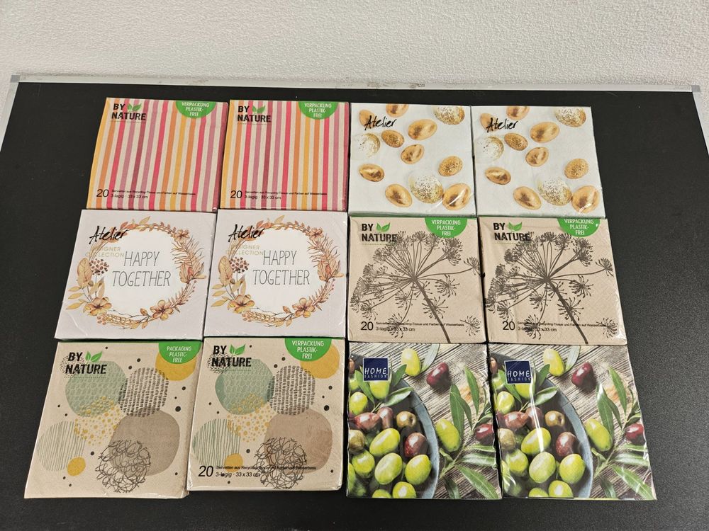 Neu - Servietten - 12 Packungen - 33cm x 33cm (Neu und originalverpackt ...