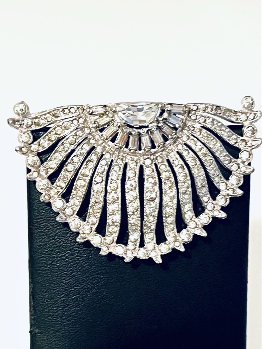 Vintage Art Deco Rhinestone Brooch, Glamorous Style! (Gebraucht) in ...