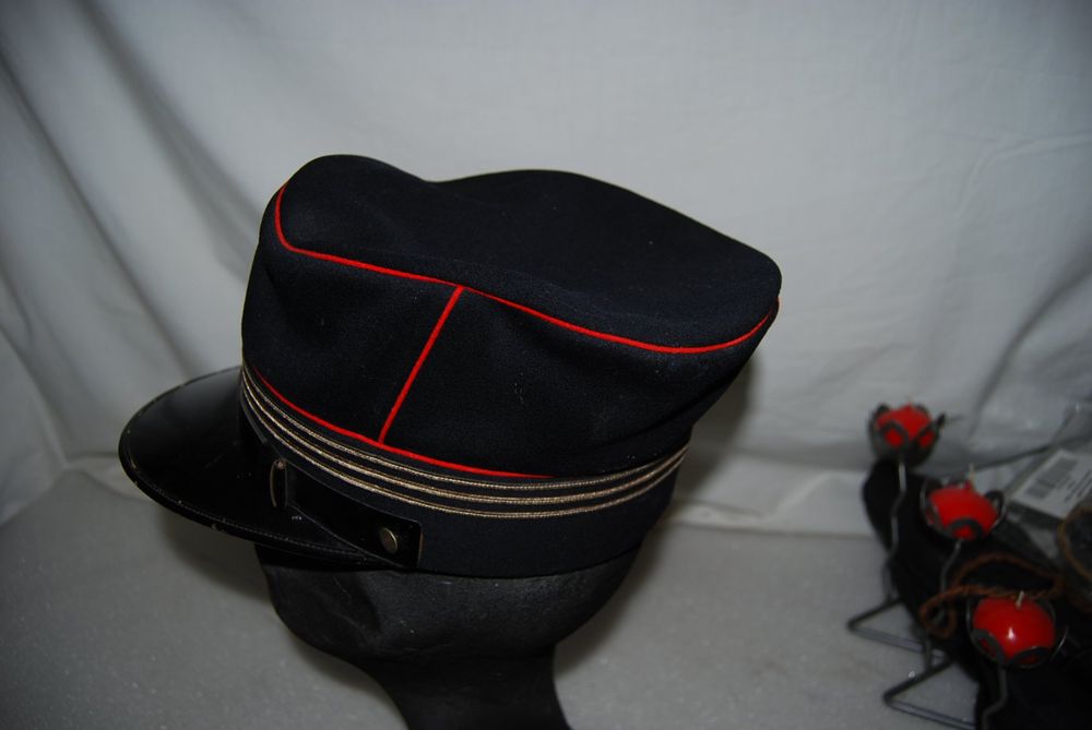 Uniform Hauptmann Hut 1898 Infanterie (Gebraucht) in bern für CHF 240 ...