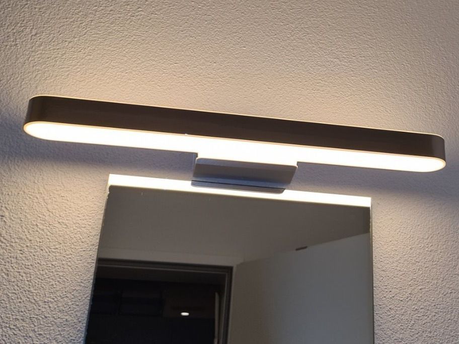 Philips Hue LED Spiegelleuchte Adore - perfekt fürs Bad | Kaufen auf ...