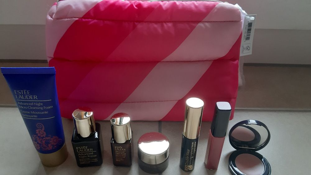 Estee Lauder Set (Neu und originalverpackt) in Steinen für CHF 25 – mit ...