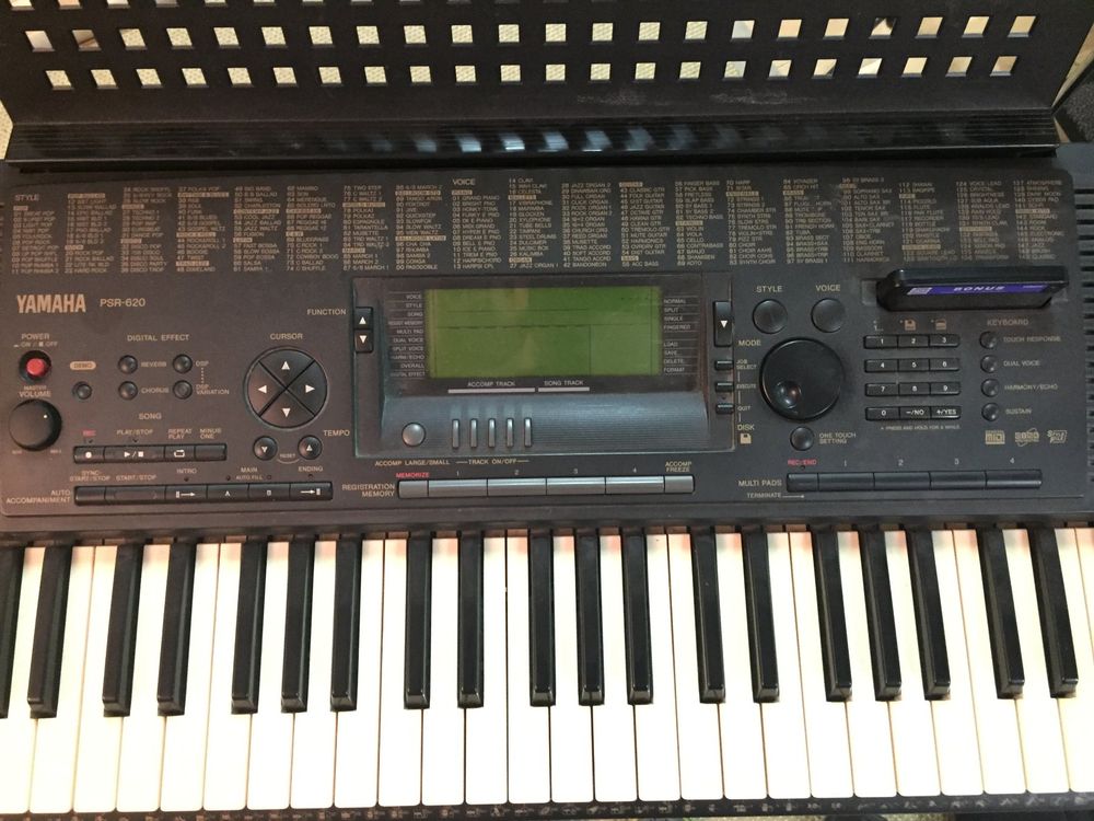 YAMAHA E-Piano SET (Gebraucht) in Zürich für CHF 179 – mit Lieferung ...