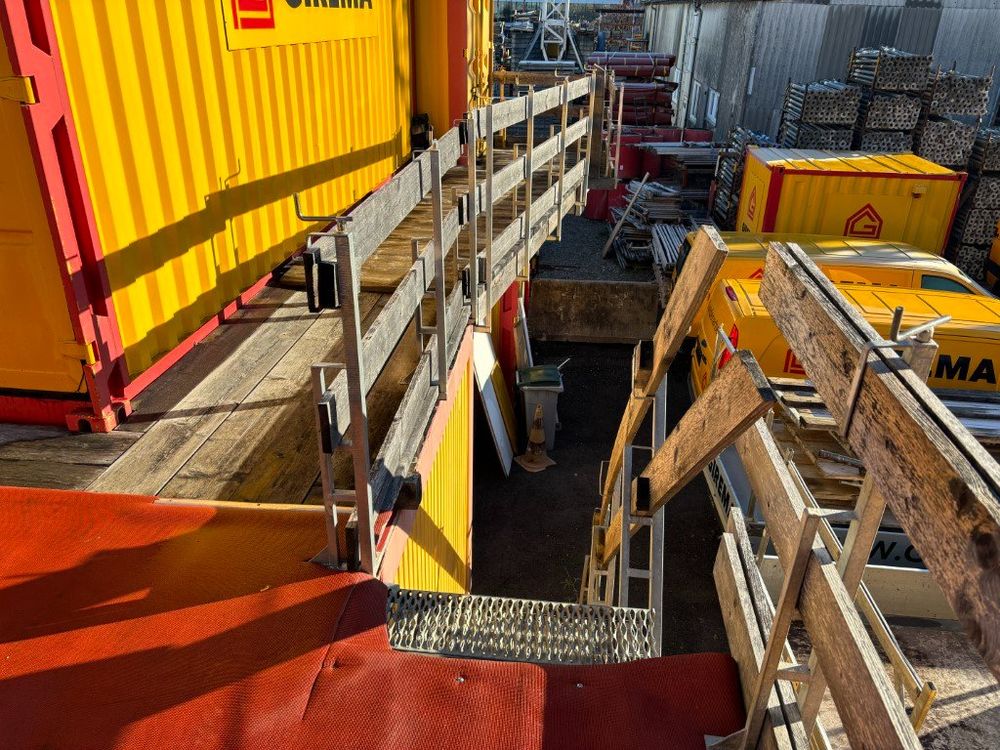 Bühnenkonstruktion (Lot 1034) Standort 4153 Reinach | Kaufen auf Ricardo