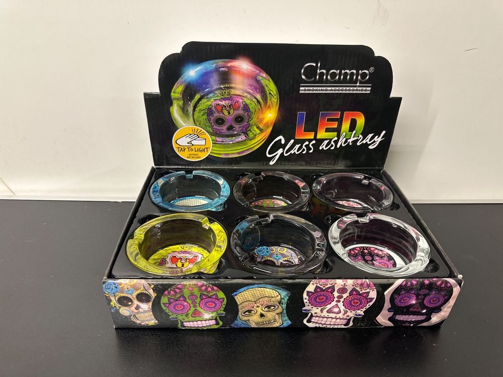 Neu Aschenbecher Champ LED (6x) (Neu und originalverpackt) in Inwil für ...