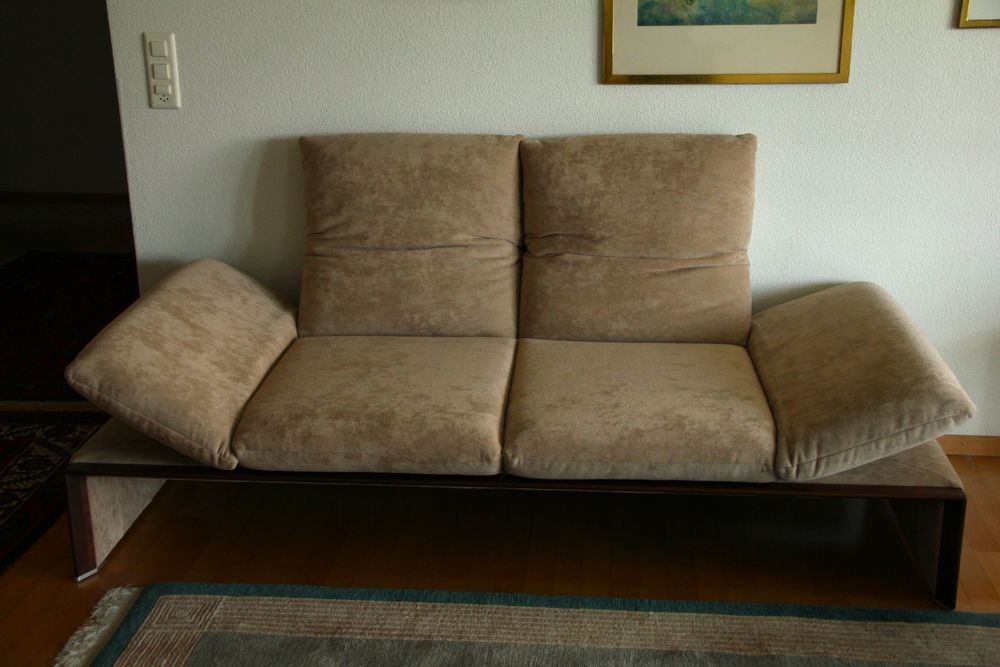 2-er Sofa mit verstellbaren Armlehnen (Gebraucht) in Uster für CHF 120 – nur Abholung auf ...