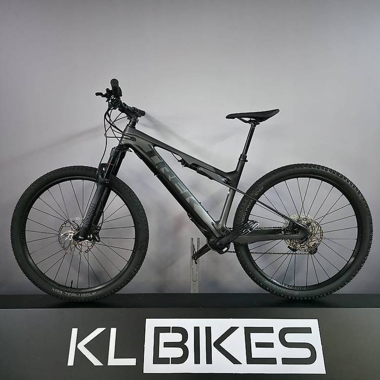 NEUES E-BIKE TREK 25KM/H | CARBON MTB FULLY (Neu und originalverpackt ...