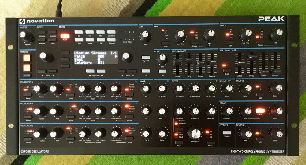 Novation Peak inkl. Rackohren | Kaufen auf Ricardo