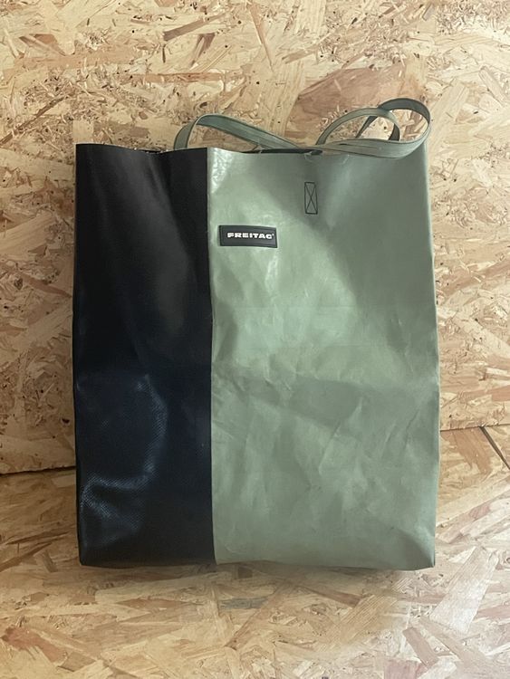 Freitag F93 Bingham Industrial green/black | Kaufen auf Ricardo