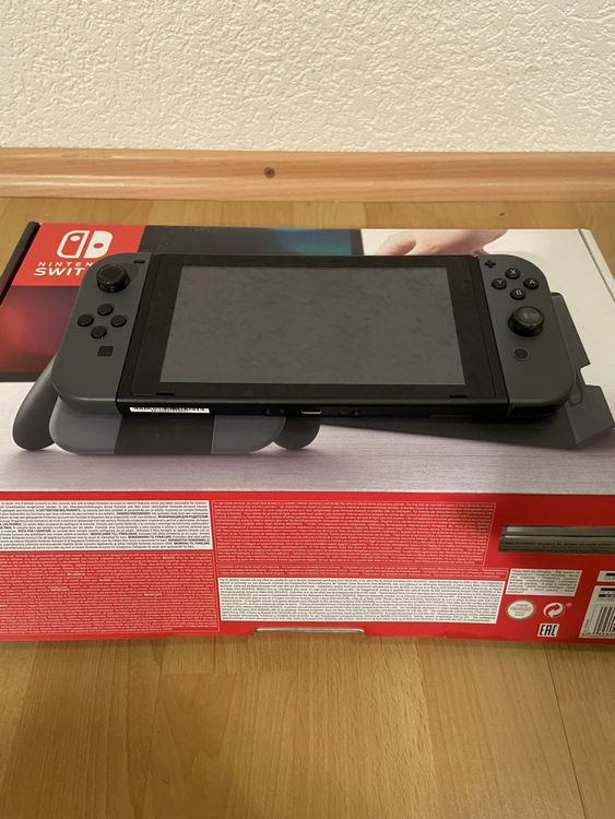 Nintendo Switch inkl. Spiele und Zubehör | Kaufen auf Ricardo