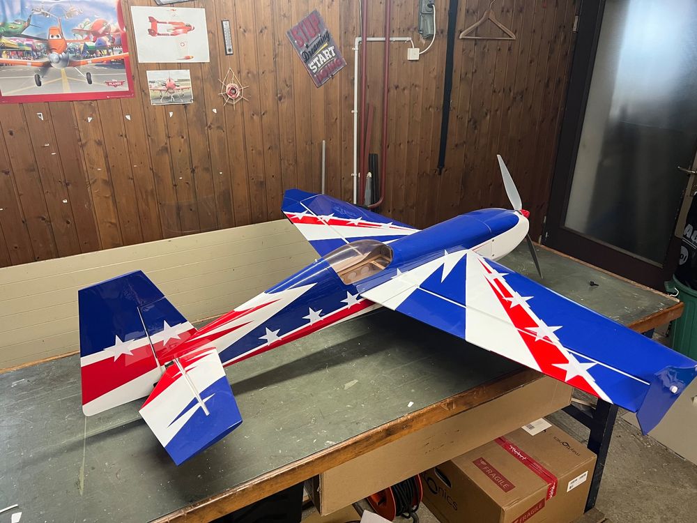 Goldwing Extra 330 40E mit 2 Akku | Kaufen auf Ricardo