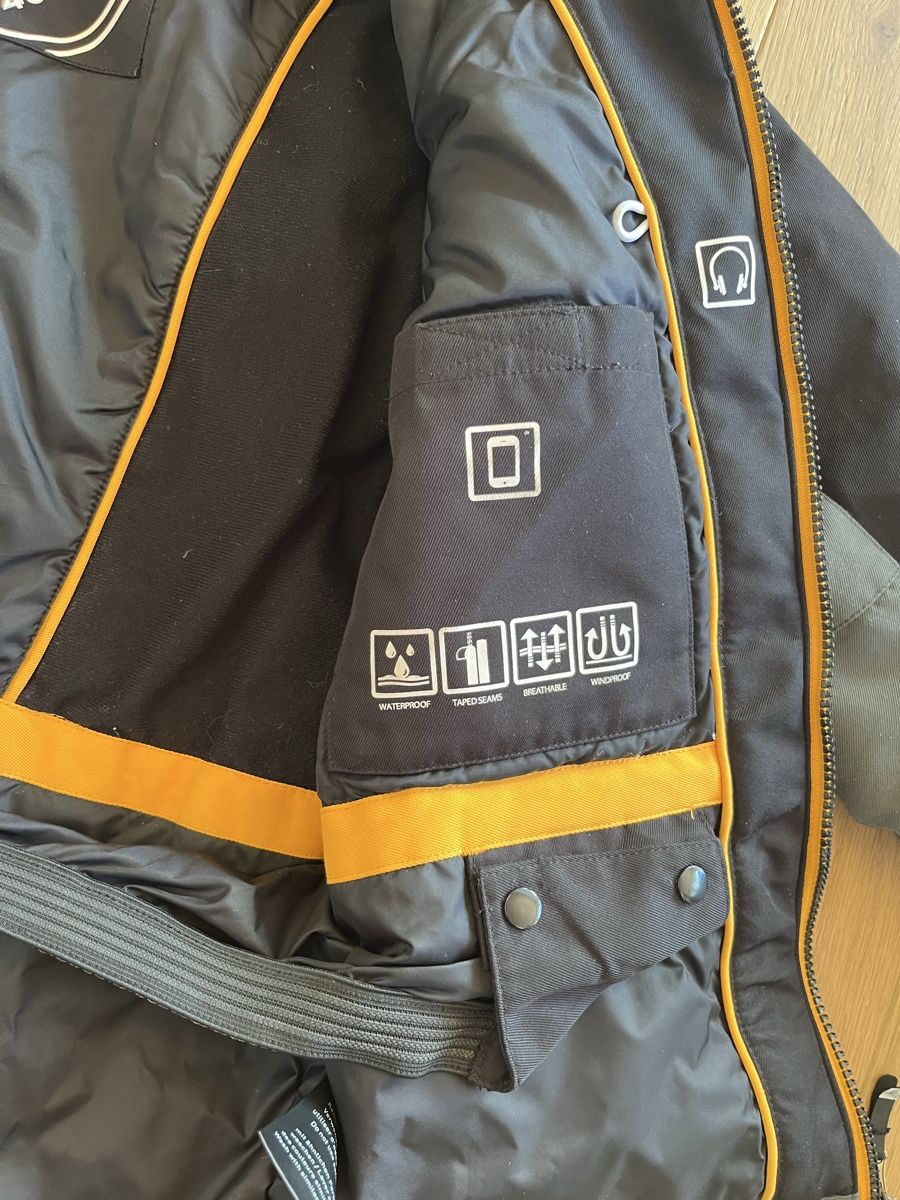 46 Nord Skijacke Gr. 140, gebraucht, für den Winter! (Gebraucht) in ...