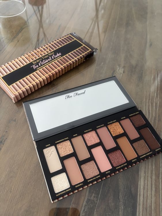 Too Faced natural nudes Chocolate Bar Eyeshadow Palette (Neu und ...
