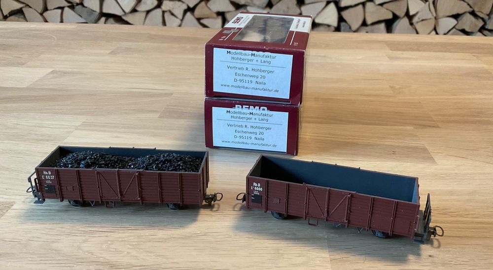 4 wagons marchandises Bemo HOm RhB (Neu und originalverpackt) in Arzier ...