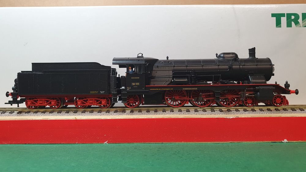 Lokomotive BR 18.1 "Schöne Württembergerin" von Trix (Neu (gemäss ...