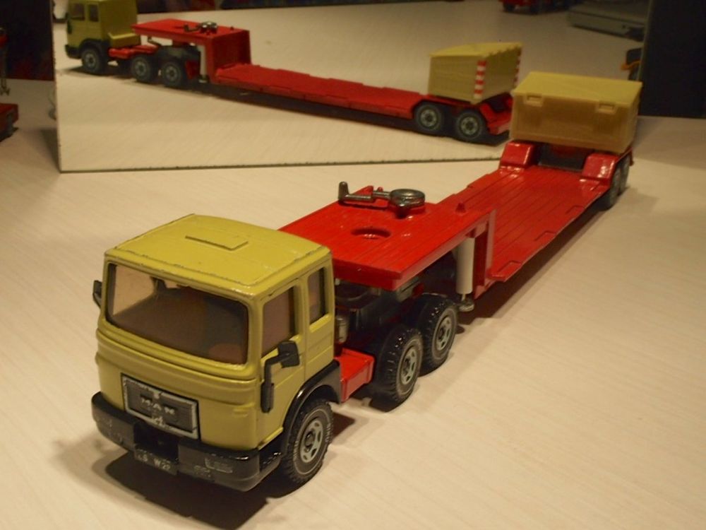 MAN Tieflader grün-rot - Siku | Kaufen auf Ricardo