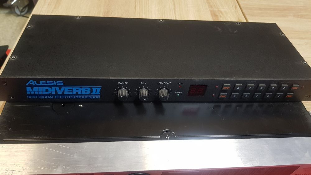 Alesis Midiverb 16 bit (Gebraucht) in Grenchen für CHF 36 – mit Lieferung auf Ricardo kaufen