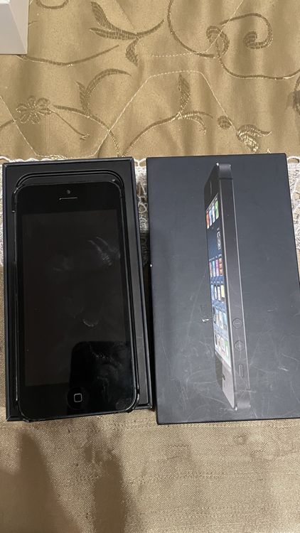 iphone 5 Black 16 GB (Defekt) in St. Margrethen SG für CHF 10 – mit Lieferung auf Ricardo kaufen