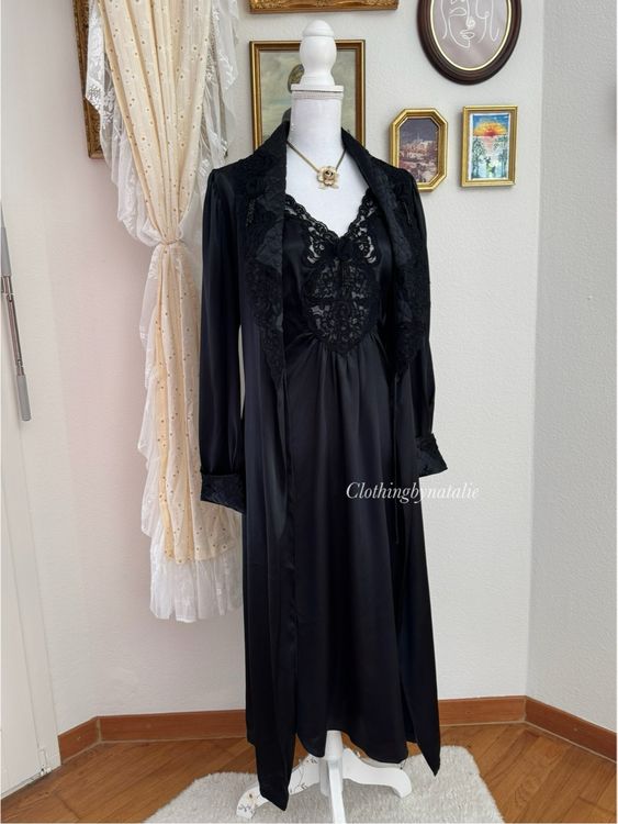 Terry Russo Black Satin Peignoir size S/M (Gebraucht) in Zürich für CHF ...