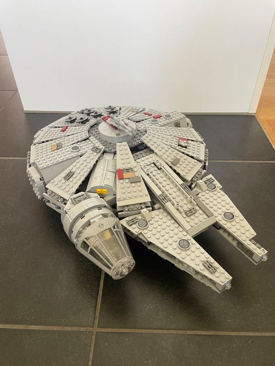 Millennium Falcon, Lego Star Wars, Set 7965 | Kaufen auf Ricardo