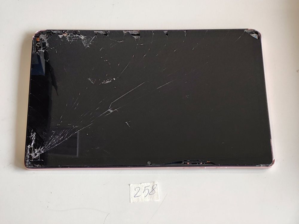 Samsung Galaxy Tab A8 Ab 1.Fr (Defekt) in Solothurn für CHF 1 – mit ...