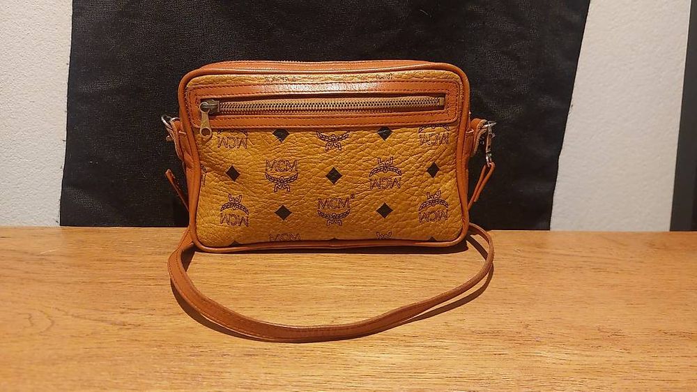 MCM Crossbody Bag Small Cognac Vintage West-Germany-Label (Gebraucht ...