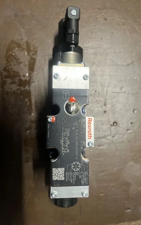 Hydraulisches Proportional-Wegeventil von Bosch Rexroth R900 | Kaufen ...