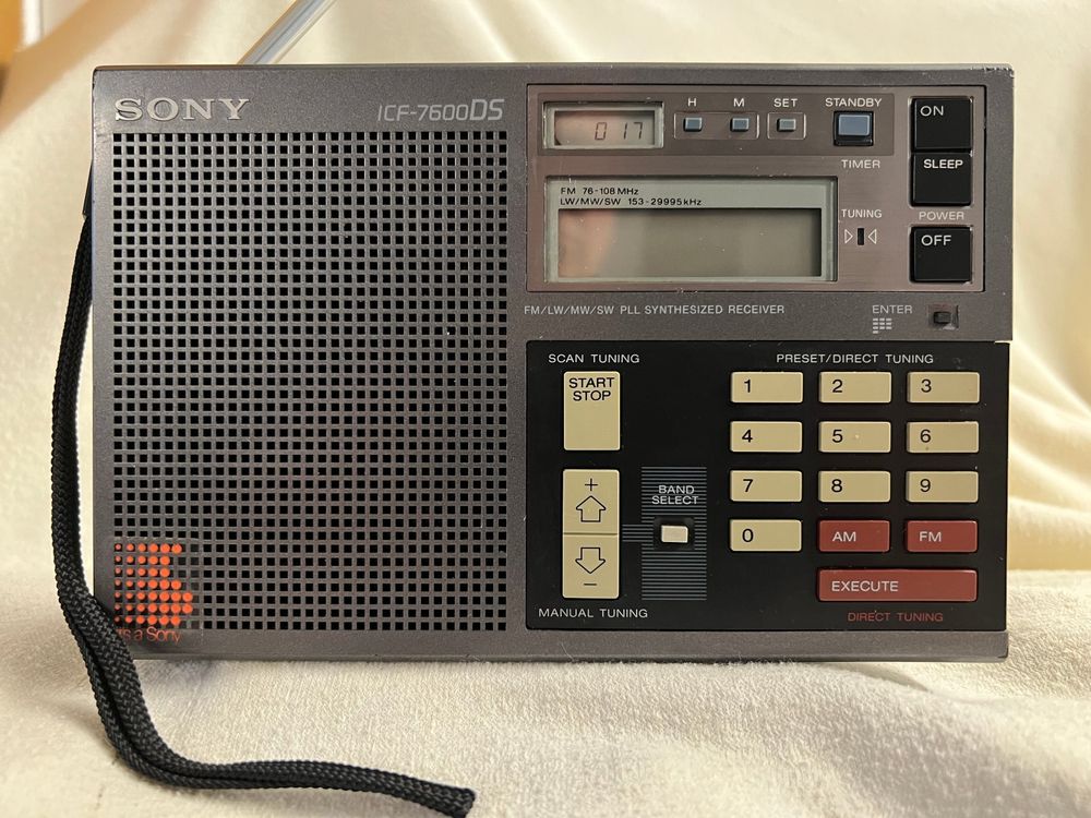 Radio Sony ICF 7600DS Multiband AM FM (Gebraucht) in Zuzgen für CHF 26 – mit Lieferung auf ...
