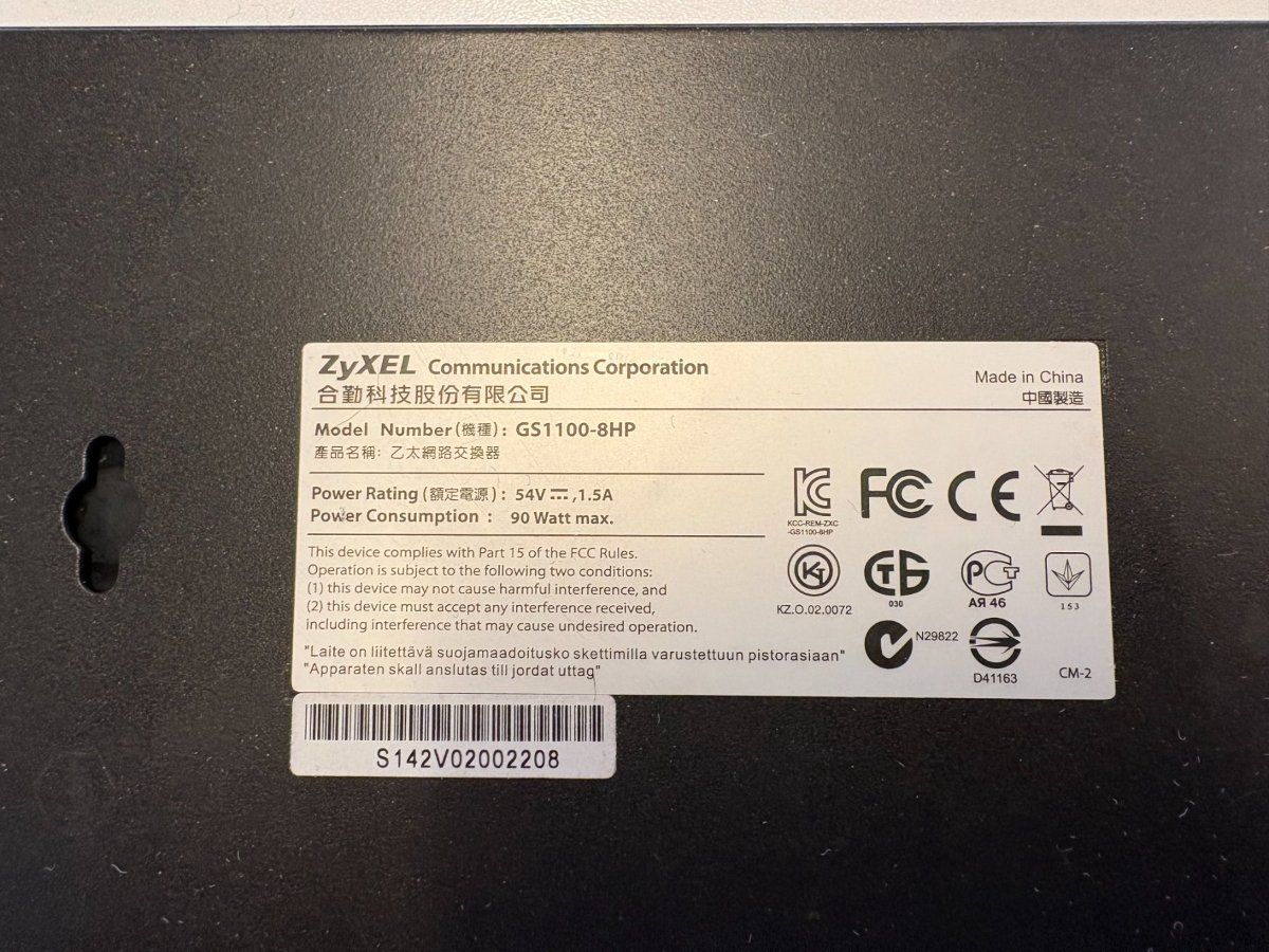 Zyxel GS1100-8HP Switch: 8-Port Gigabit Poe (Gebraucht) in Langnau am ...
