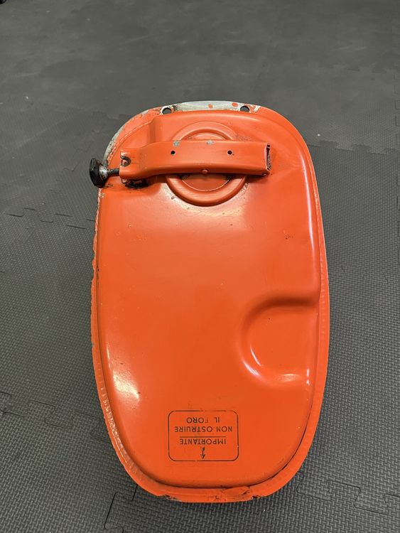 Vespa Rally 200 Tank Olack (Gebraucht) in Thun für CHF 175 – mit ...
