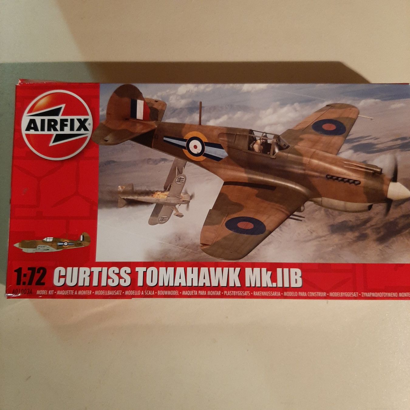 2505 ... Curtiss Tomahawk Mk II B ... Airfix 01003 (Neu (gemäss ...