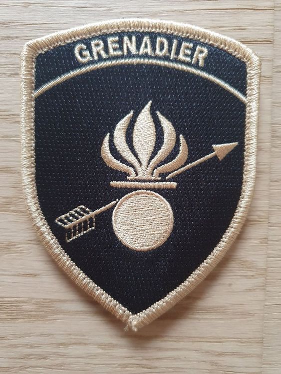 Grenadier Badge Isone mit klett | Kaufen auf Ricardo
