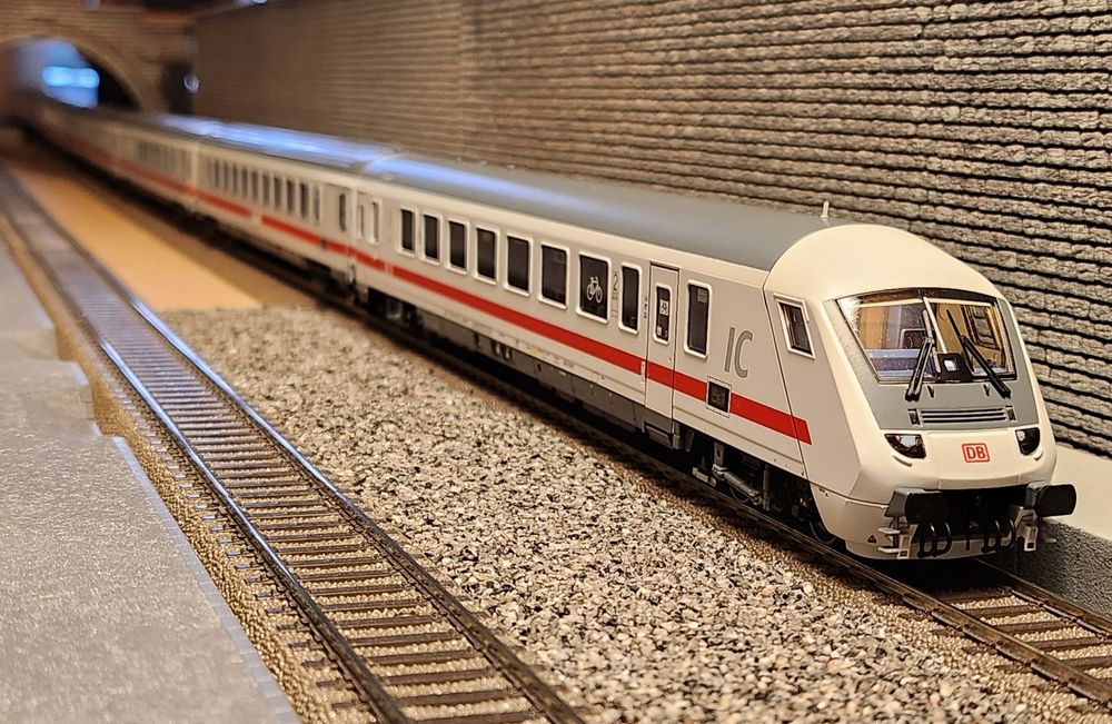 Roco DB Intercity (8-tlg., IC 2310) GS (Neu (gemäss Beschreibung)) in ...