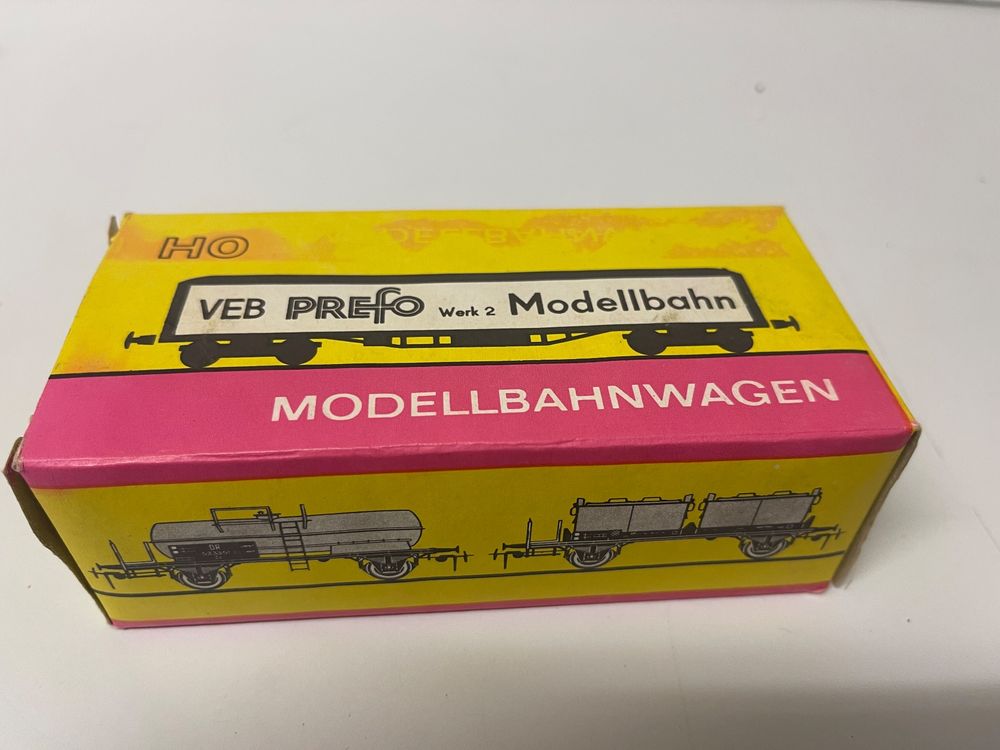 Piko 4 Wagen, H0 plus 1 Modellbahnwagen mit Fässern (Gebraucht) in ...