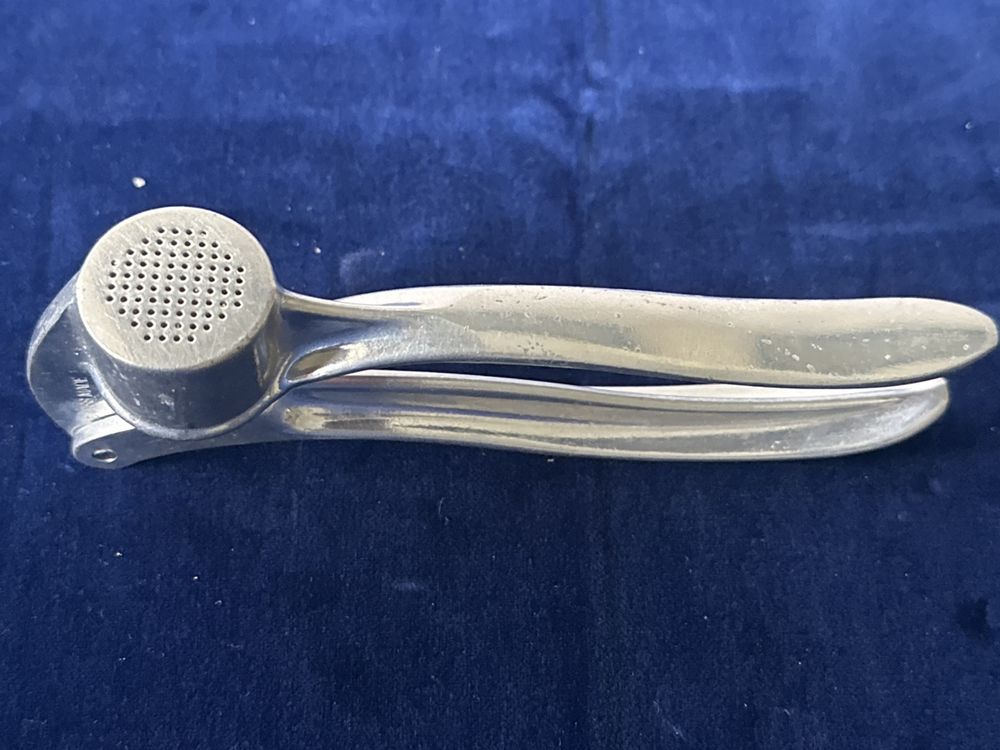 Simplex II Knoblauchpresse, Vintage Küchenhelfer, Swiss Made (Gebraucht) in Zürich für CHF 12 ...