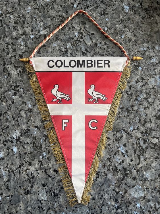 Fanion vintage FC Colombier brodé main suisse foot rare (D'occasion) à ...