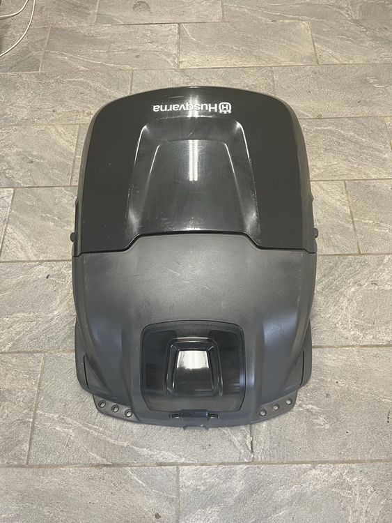 Husqvarna Garage (Gebraucht) in Uttigen für CHF 79 – nur Abholung auf Ricardo kaufen