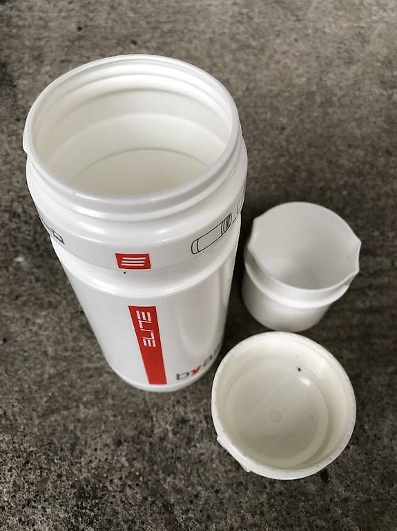 Cyclistes, voici votre caisse à outils pour être autonome (Gebraucht ...