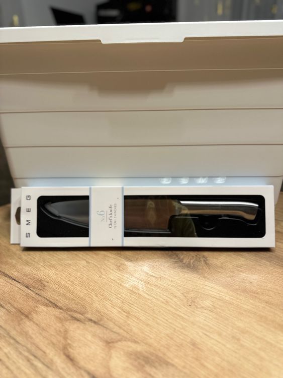 SMEG Messerblock inkl. 6 Messern (Neu (gemäss Beschreibung)) in Reitnau ...