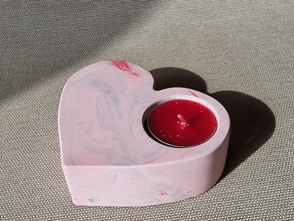 Herz mit Kerze (Neu und originalverpackt) in Berikon für CHF 10 – nur Abholung auf Ricardo kaufen