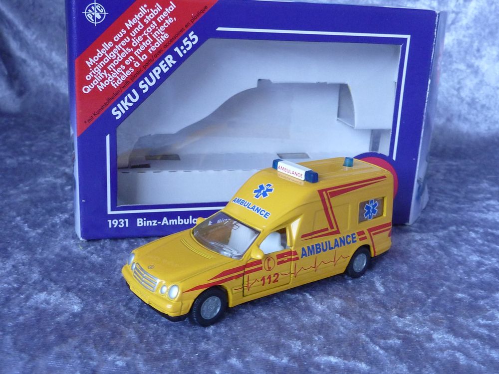 Mercedes W210 Ambulance Siku1931 1:55 (Neu (gemäss Beschreibung)) in ...