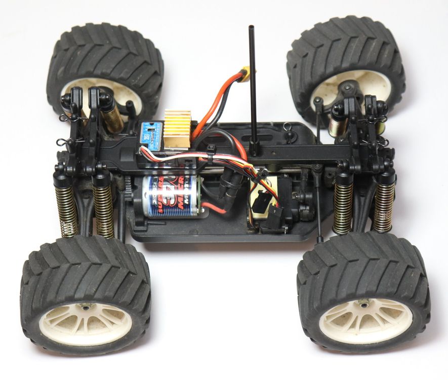 Xray M18MT 1:18 Monstertruck mit Motor, Regler und Servo (Gebraucht) in ...