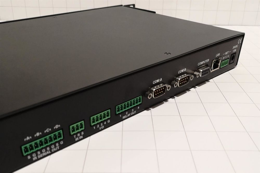 Crestron DM-MD8x8 (4x4 bestückt) & MC2E | Kaufen auf Ricardo