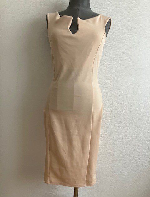 Robe Diva T S (D'occasion) à Marin-Epagnier pour CHF 9.95 – avec livraison | Acheter sur Ricardo