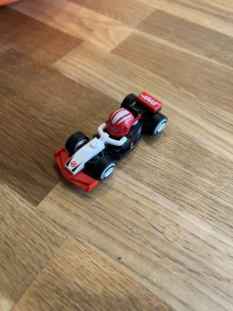 Lego Mini Formel 1 Haas Rennwagen (Gebraucht) in Stettlen für CHF 1.5 ...