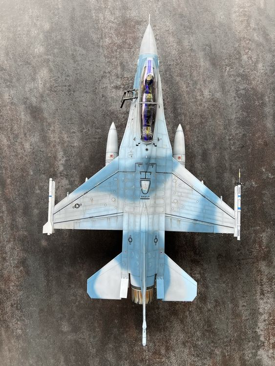 F-16D Alaskan Splinter gebaut 1/32 (Neu (gemäss Beschreibung)) in Ueken ...