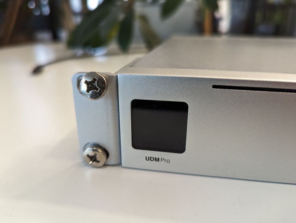 Dream Machine Pro UniFi - UDM-PRO | Kaufen auf Ricardo