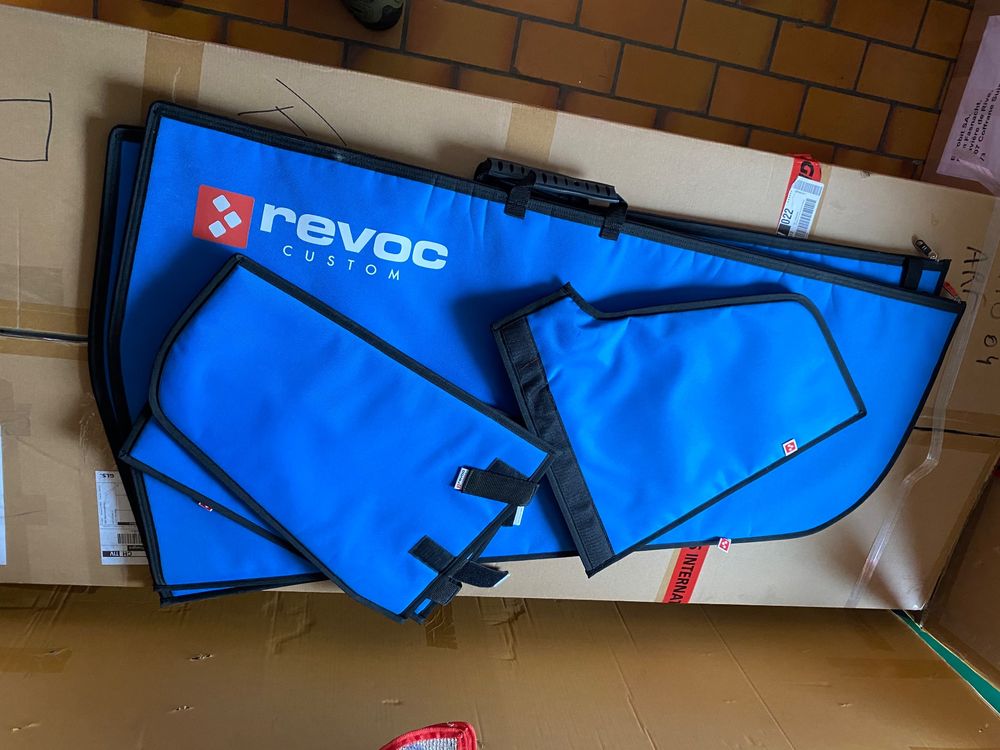 Housses Revoc pour PC 21 Skymaster | Kaufen auf Ricardo