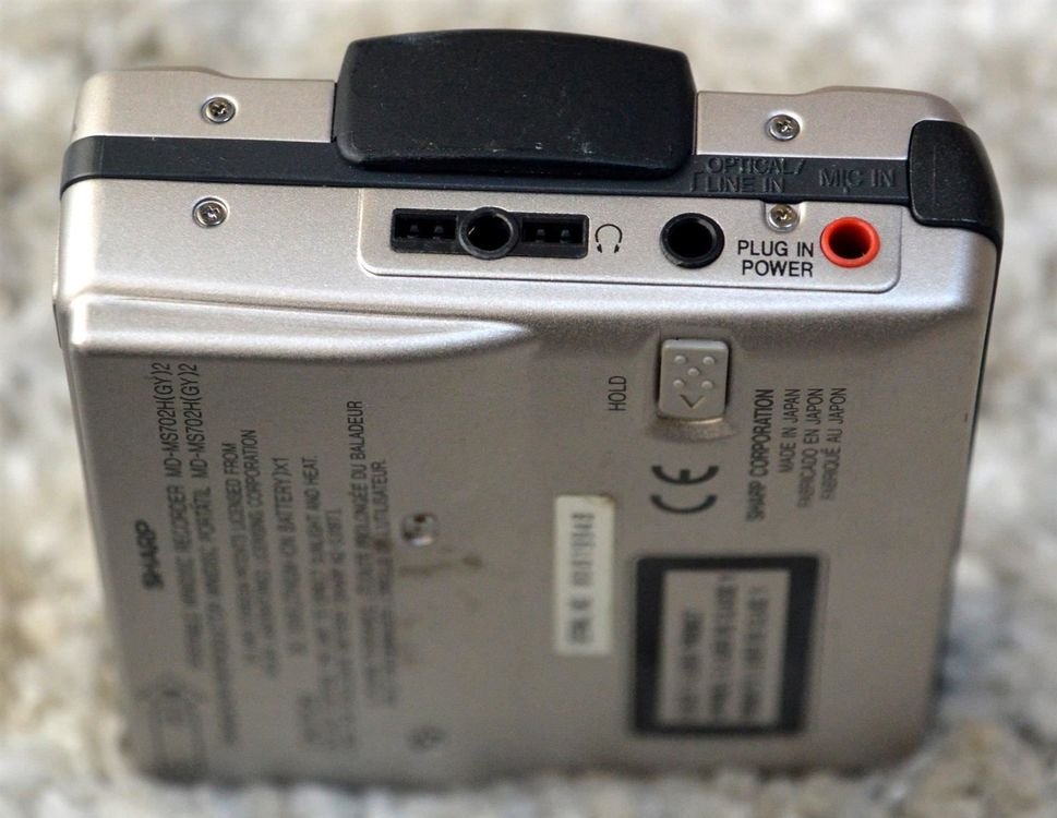MiniDisc Sharp 702 (Defekt) in Collonges für CHF 38 – mit Lieferung auf ...